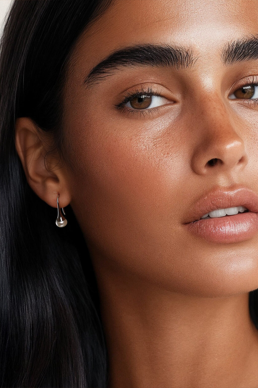 Cauti cercei perla lacrima? Alege modelul Manissi Pearl Drop